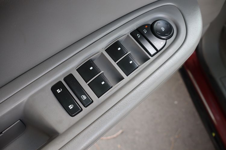 2016 Chevrolet Traverse LT | Victory Motors of Colorado