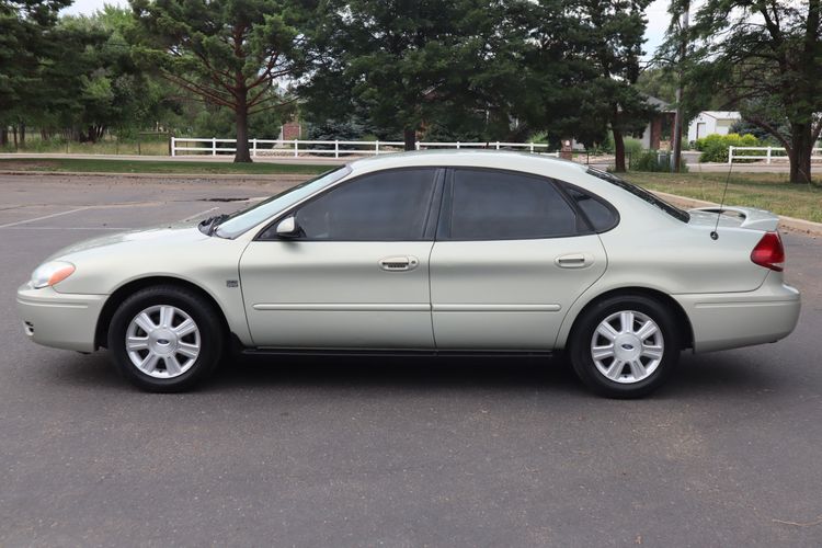 2005 Ford Taurus SEL | Victory Motors of Colorado