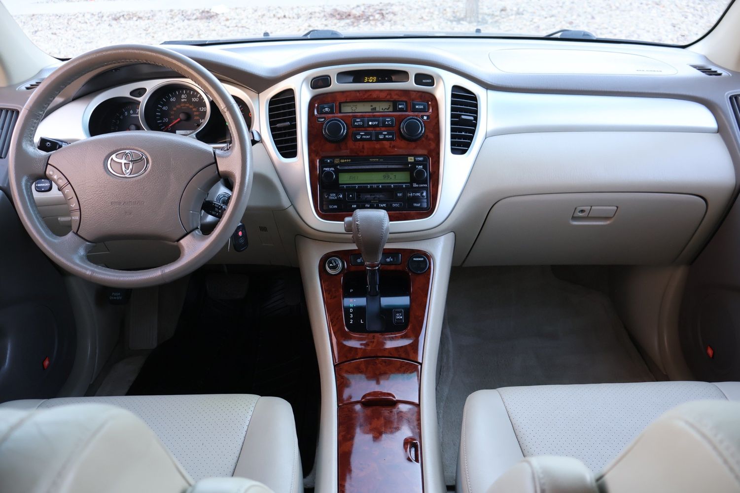 2006 Toyota Highlander Limited | Victory Motors of Colorado