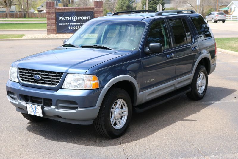 2002 Ford Explorer Photos
