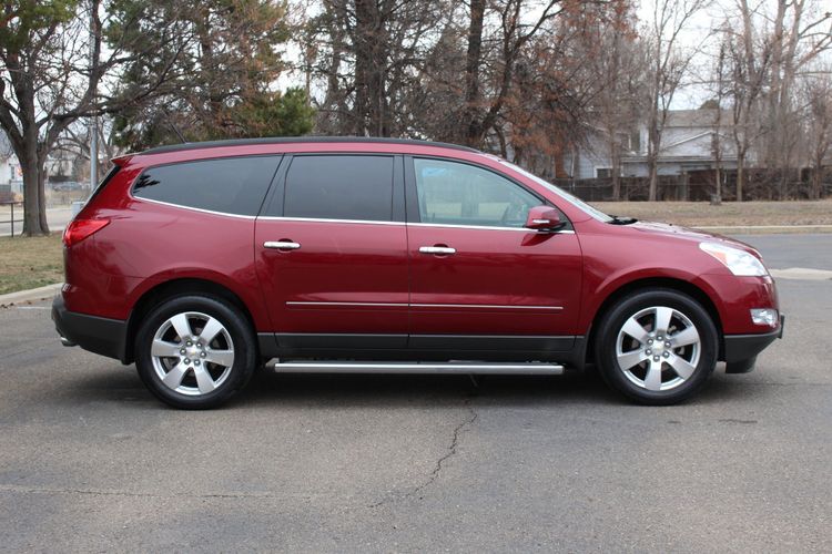 2011 Chevrolet Traverse LTZ | Victory Motors of Colorado