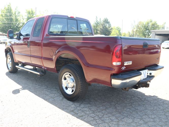 2006 Ford F-250 Super Duty XLT | Victory Motors of Colorado