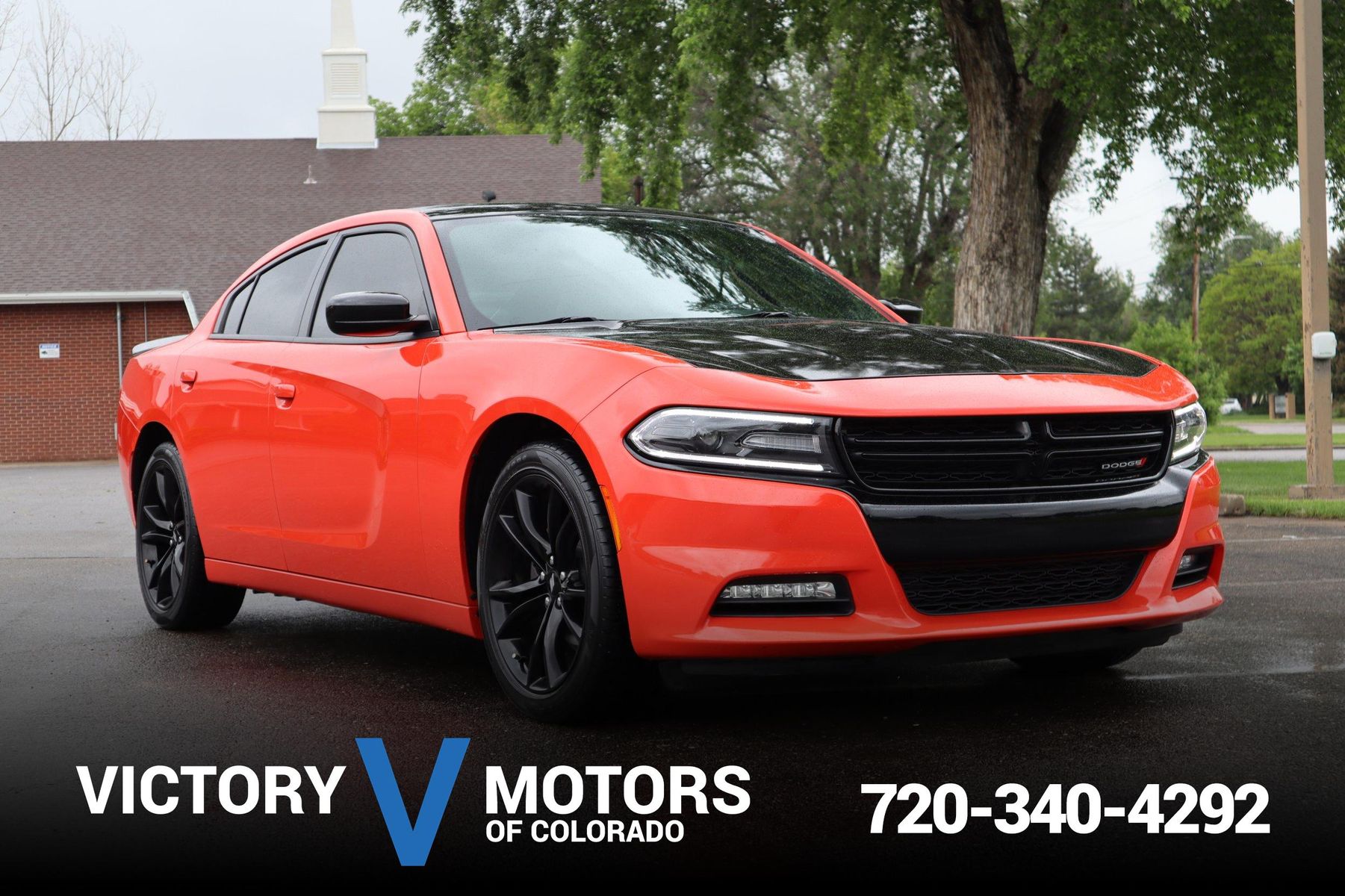 2018 Dodge Charger SXT Plus | Victory Motors of Colorado