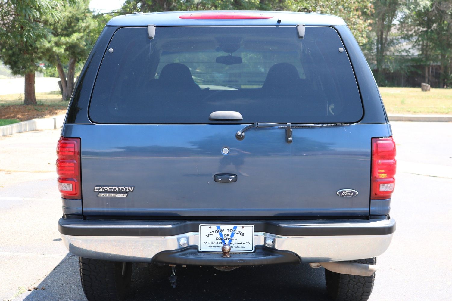 2002 Ford Expedition XLT | Victory Motors of Colorado