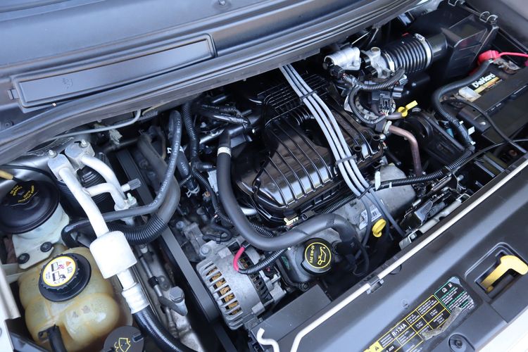 2004 Ford Freestar SE | Victory Motors of Colorado
