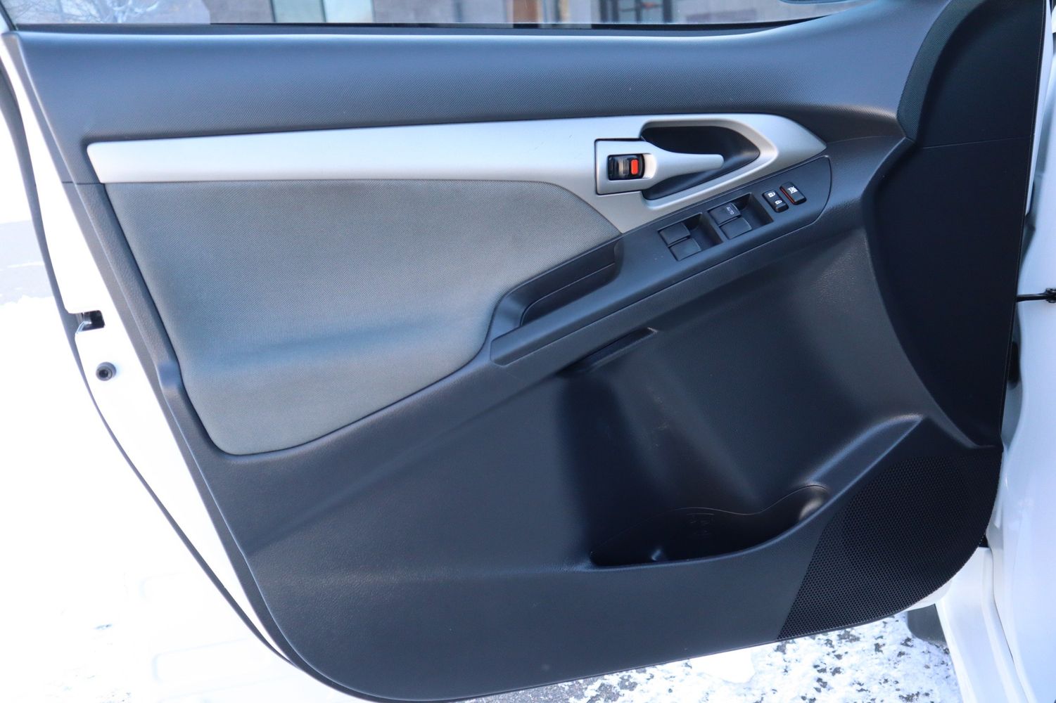 2010 Toyota Matrix Base | Victory Motors of Colorado