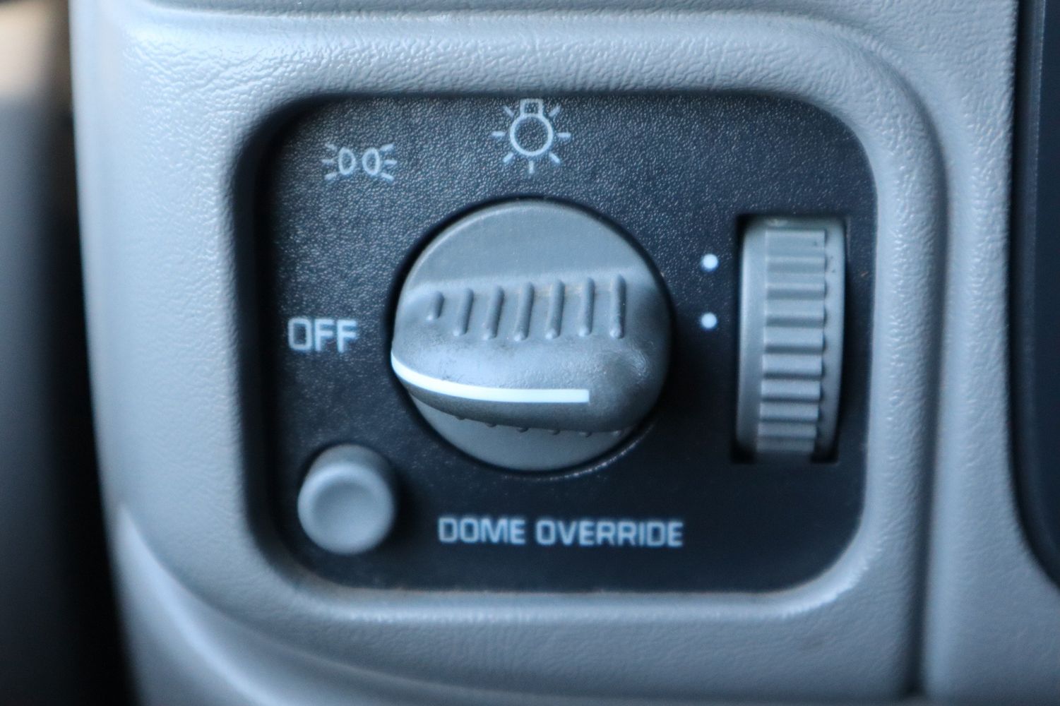 1999 Chevrolet C35 C3500 LS | Victory Motors of Colorado