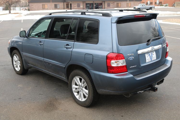 2006 Toyota Highlander Hybrid | Victory Motors of Colorado