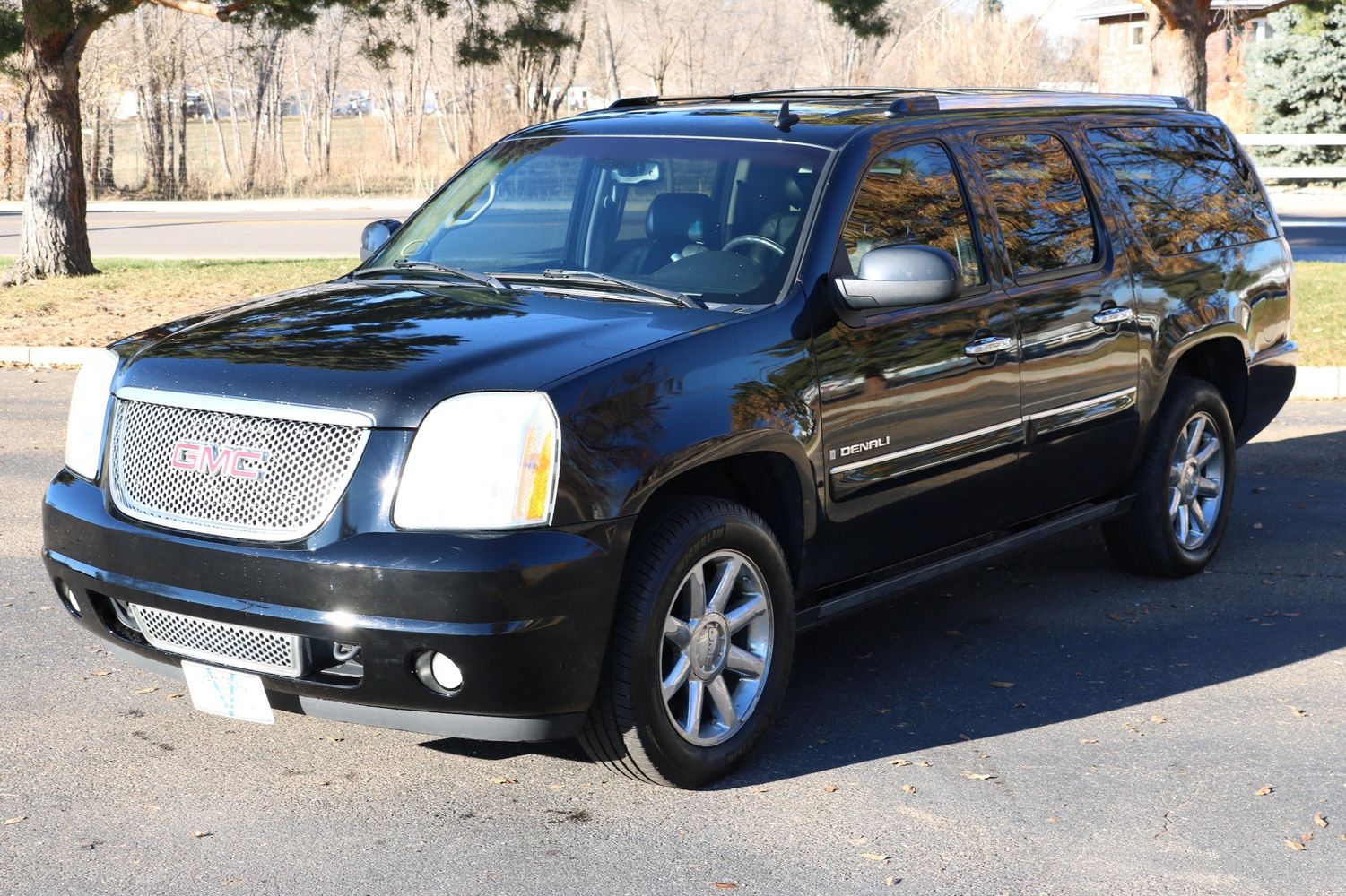 2007 GMC Yukon XL Denali | Victory Motors of Colorado