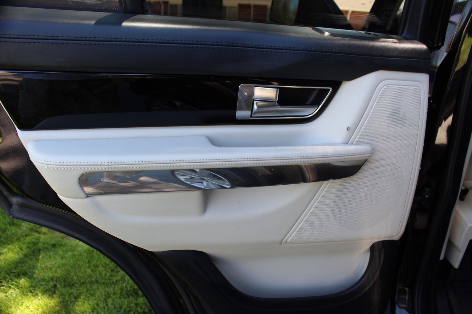 2013 Land Rover Range Rover Sport HSE LUX | Victory Motors of Colorado