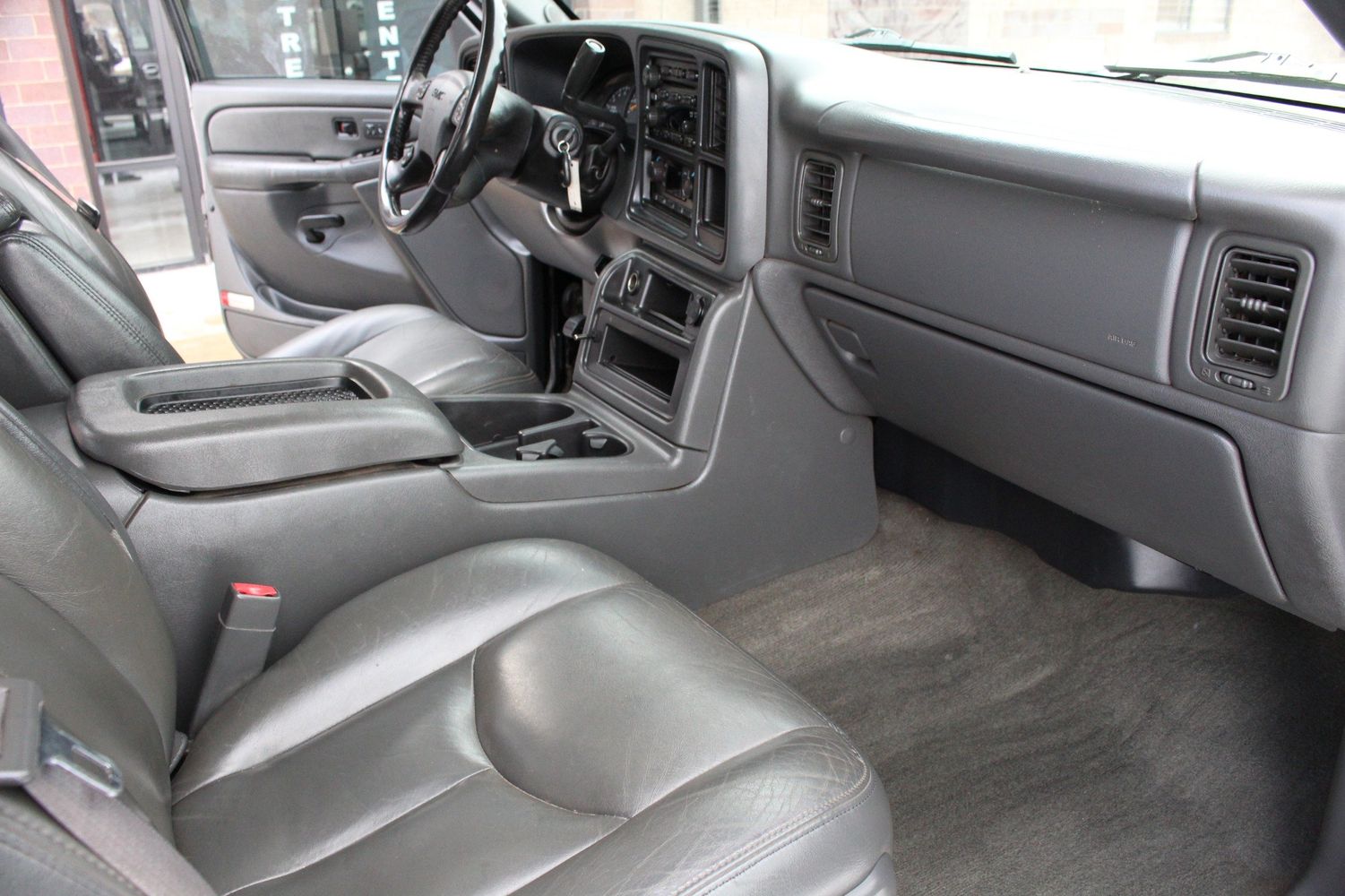 2006 GMC Sierra 2500HD SLT | Victory Motors of Colorado