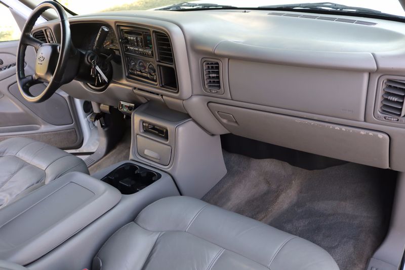 2002 Chevrolet Silverado 2500HD Photos