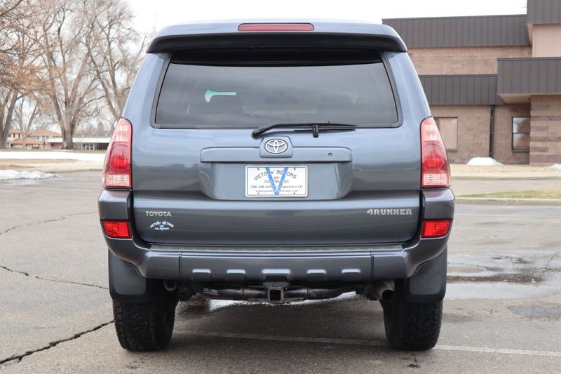 2005 Toyota 4Runner Photos