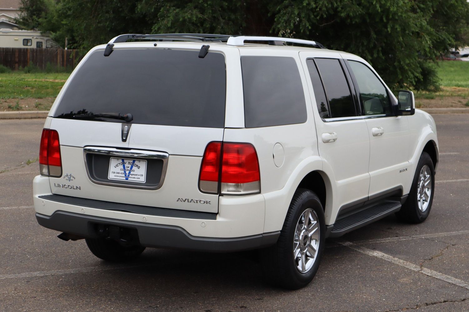 2004 Lincoln Aviator Luxury | Victory Motors of Colorado