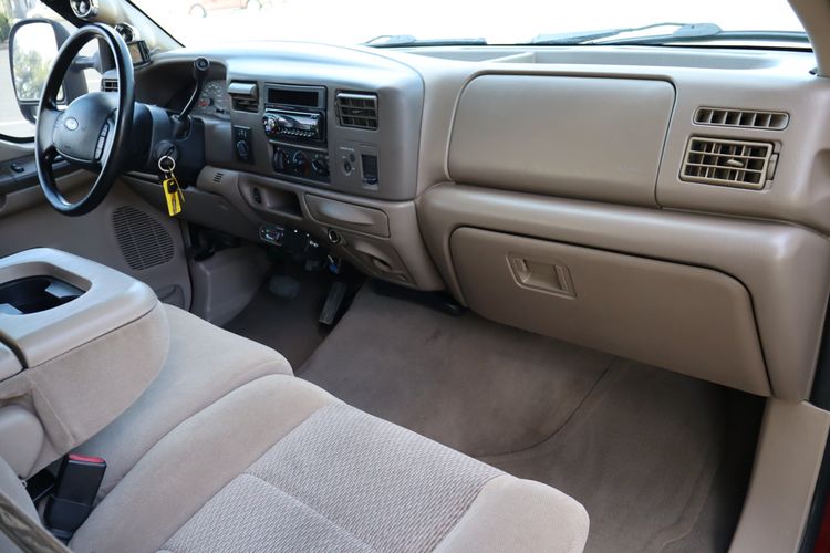 2003 Ford F-250 Super Duty XLT | Victory Motors of Colorado