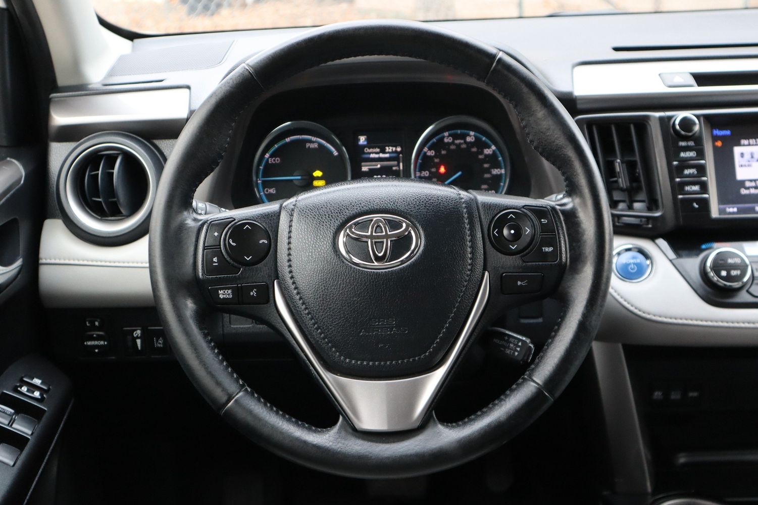 2017 Toyota RAV4 Hybrid XLE | Victory Motors of Colorado