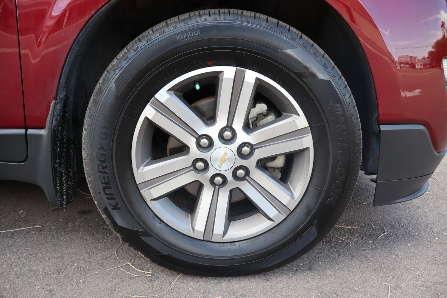 2016 Chevrolet Traverse LT | Victory Motors of Colorado