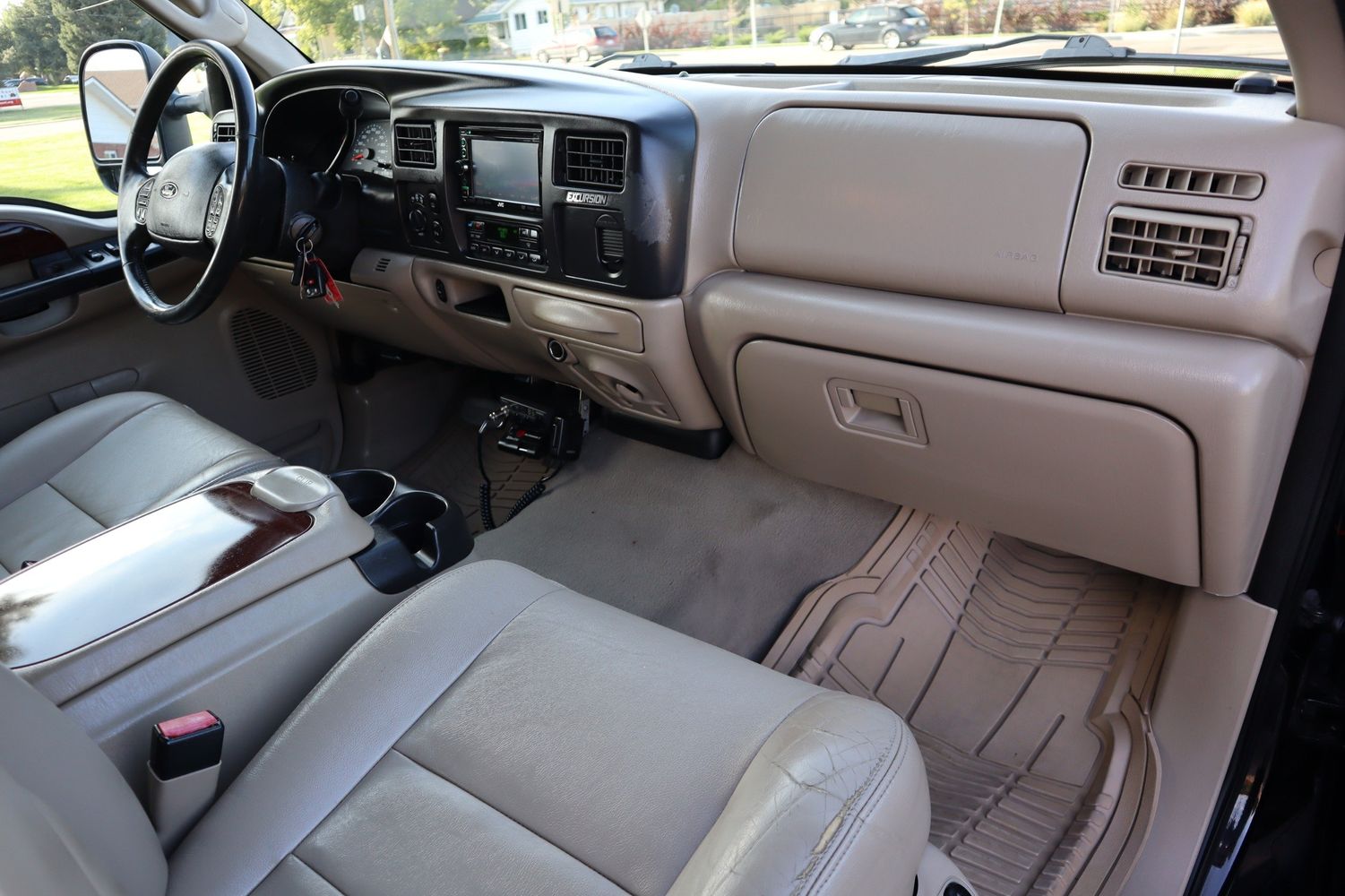 2005 Ford Excursion Limited | Victory Motors of Colorado