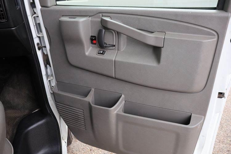 2017 Chevrolet Express Passenger LT 3500 | Victory Motors of Colorado