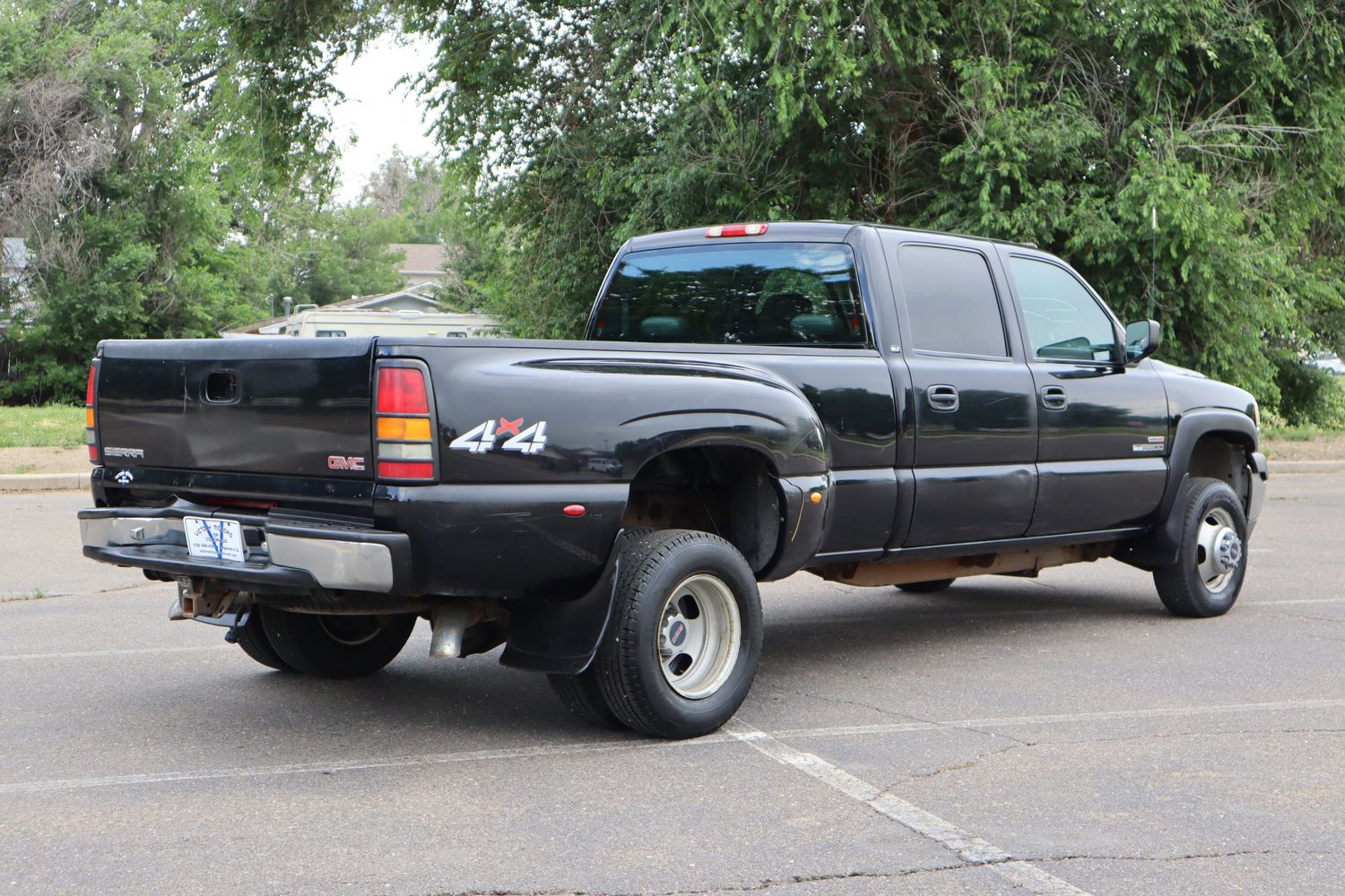 2001 GMC Sierra 3500 SLT | Victory Motors of Colorado