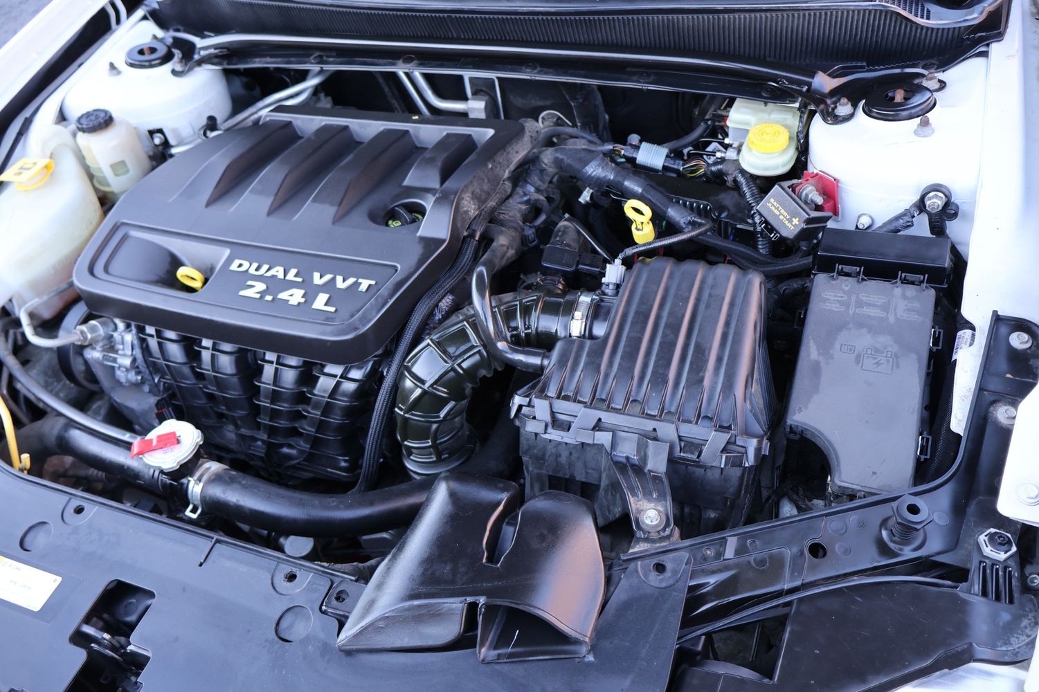 2014 Dodge Avenger SE | Victory Motors of Colorado