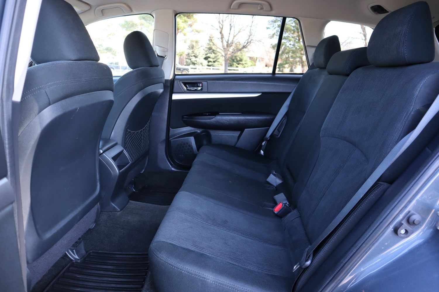 2014 Subaru Outback 2.5i Premium | Victory Motors of Colorado