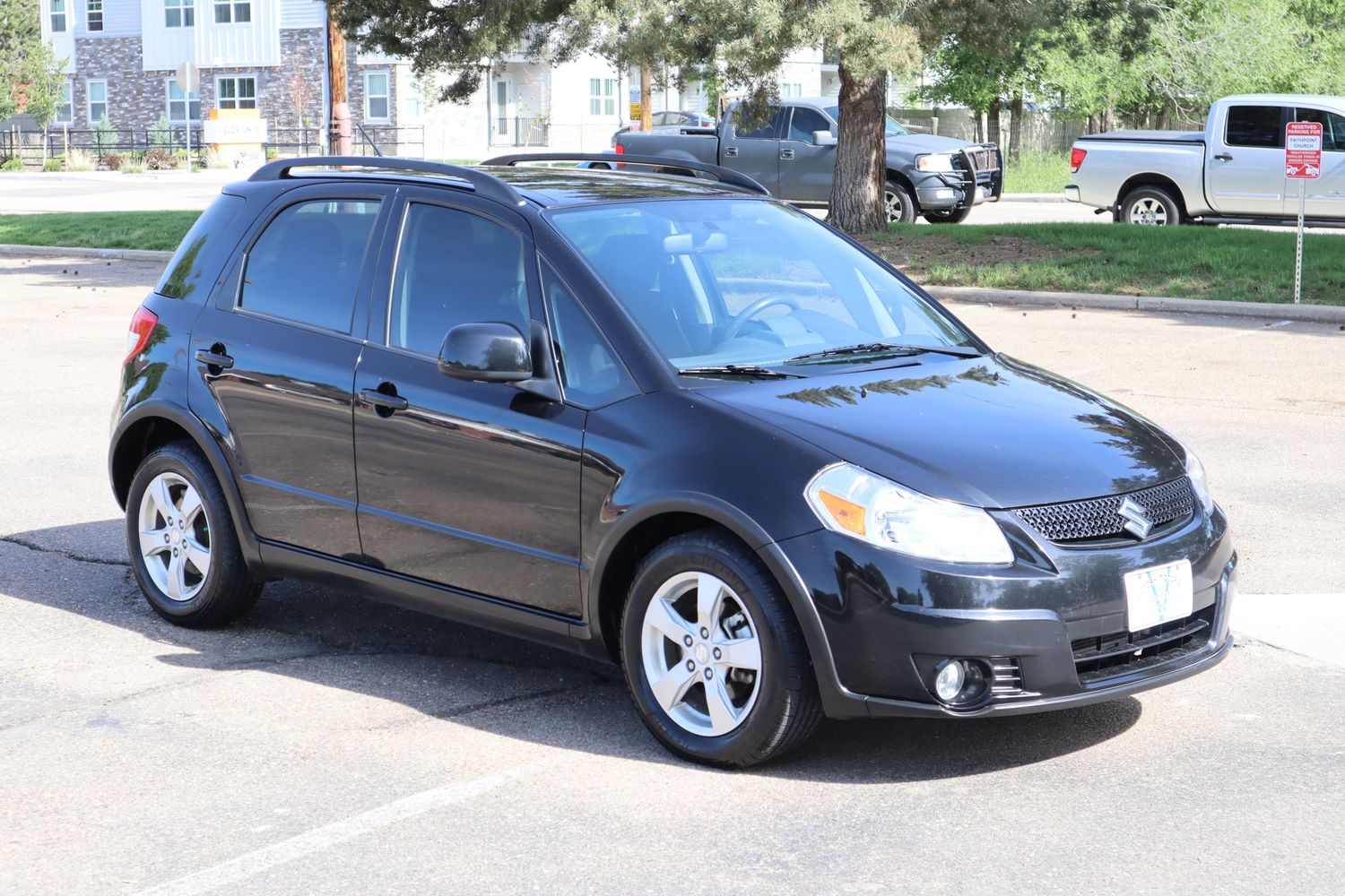 2011 Suzuki SX4 Crossover Base | Victory Motors of Colorado