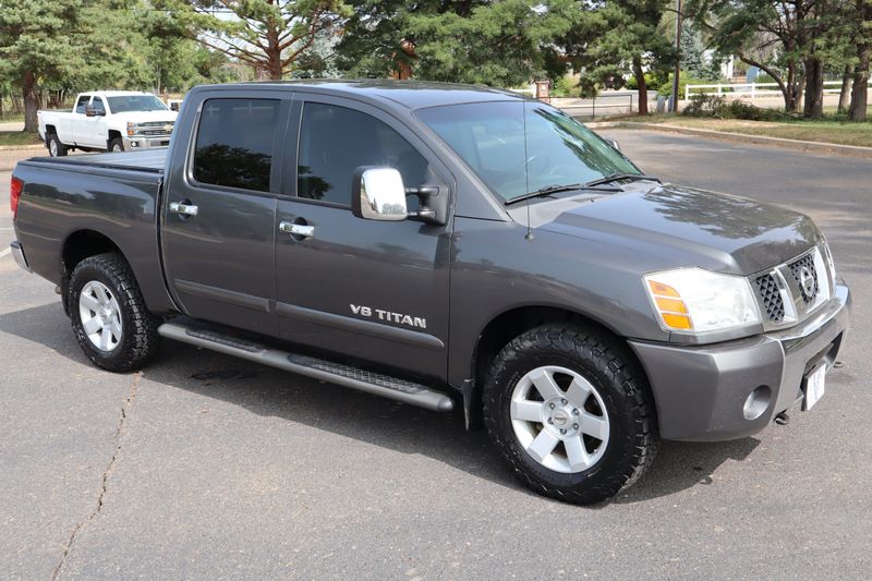 2006 Nissan Titan Photos