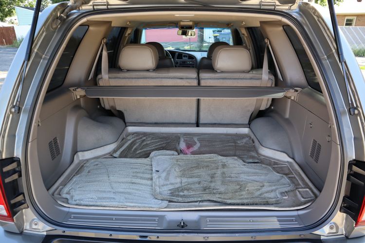 2004 Nissan Pathfinder LE Platinum | Victory Motors of Colorado