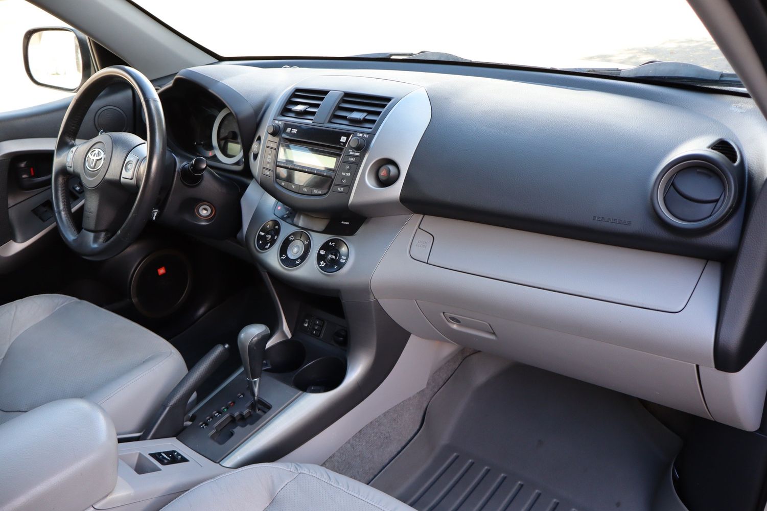 2007 Toyota RAV4 Limited | Victory Motors of Colorado