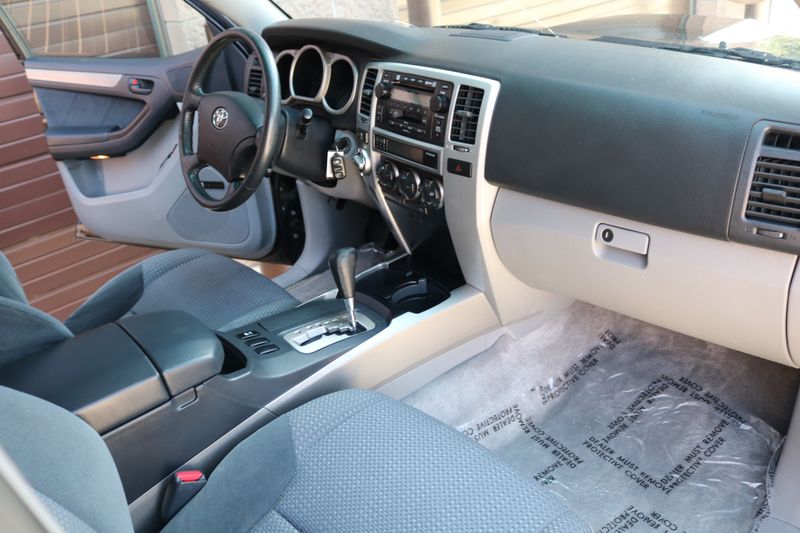 2003 Toyota 4Runner Photos