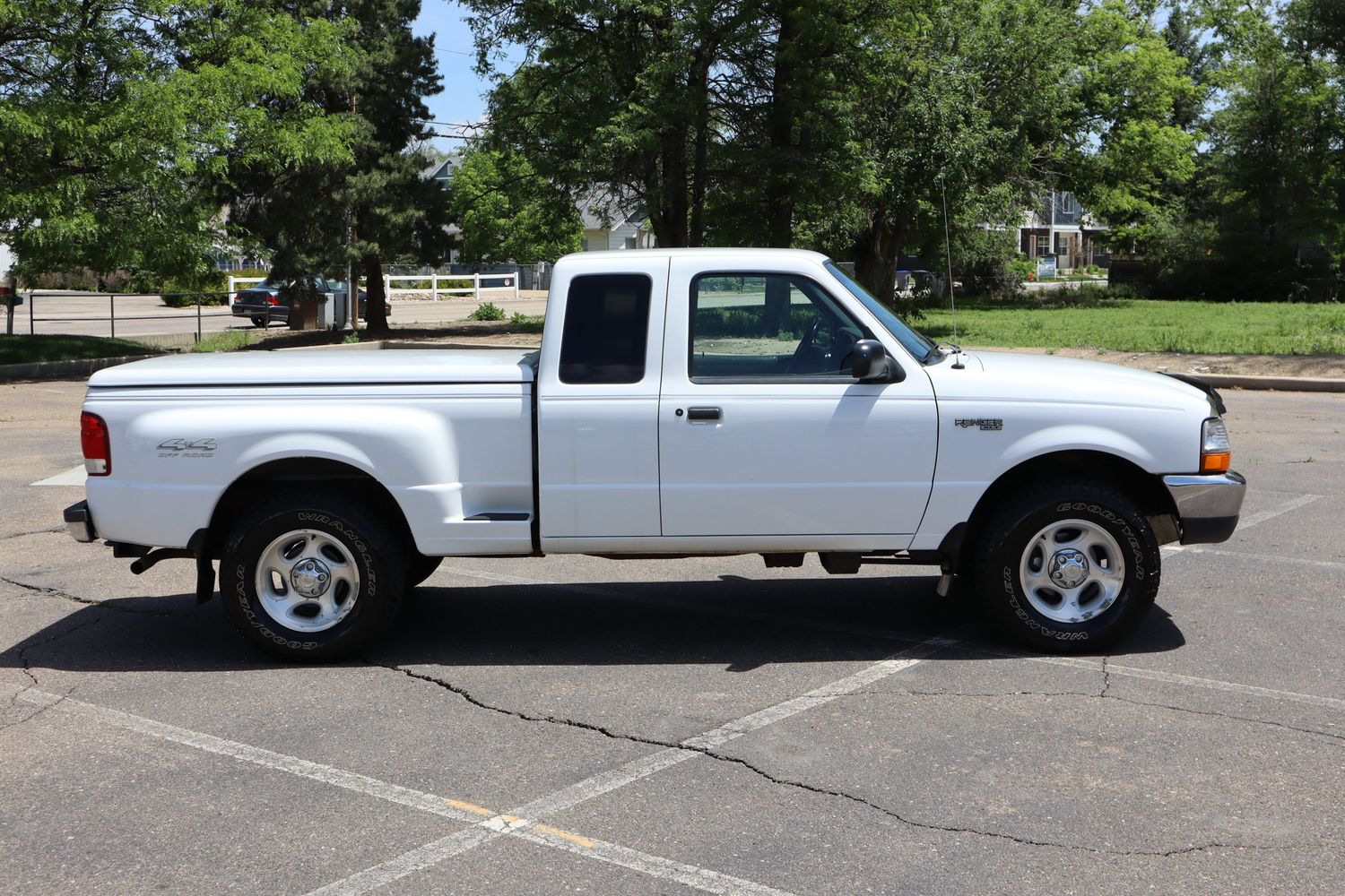 2000 Ford Ranger XLT | Victory Motors of Colorado