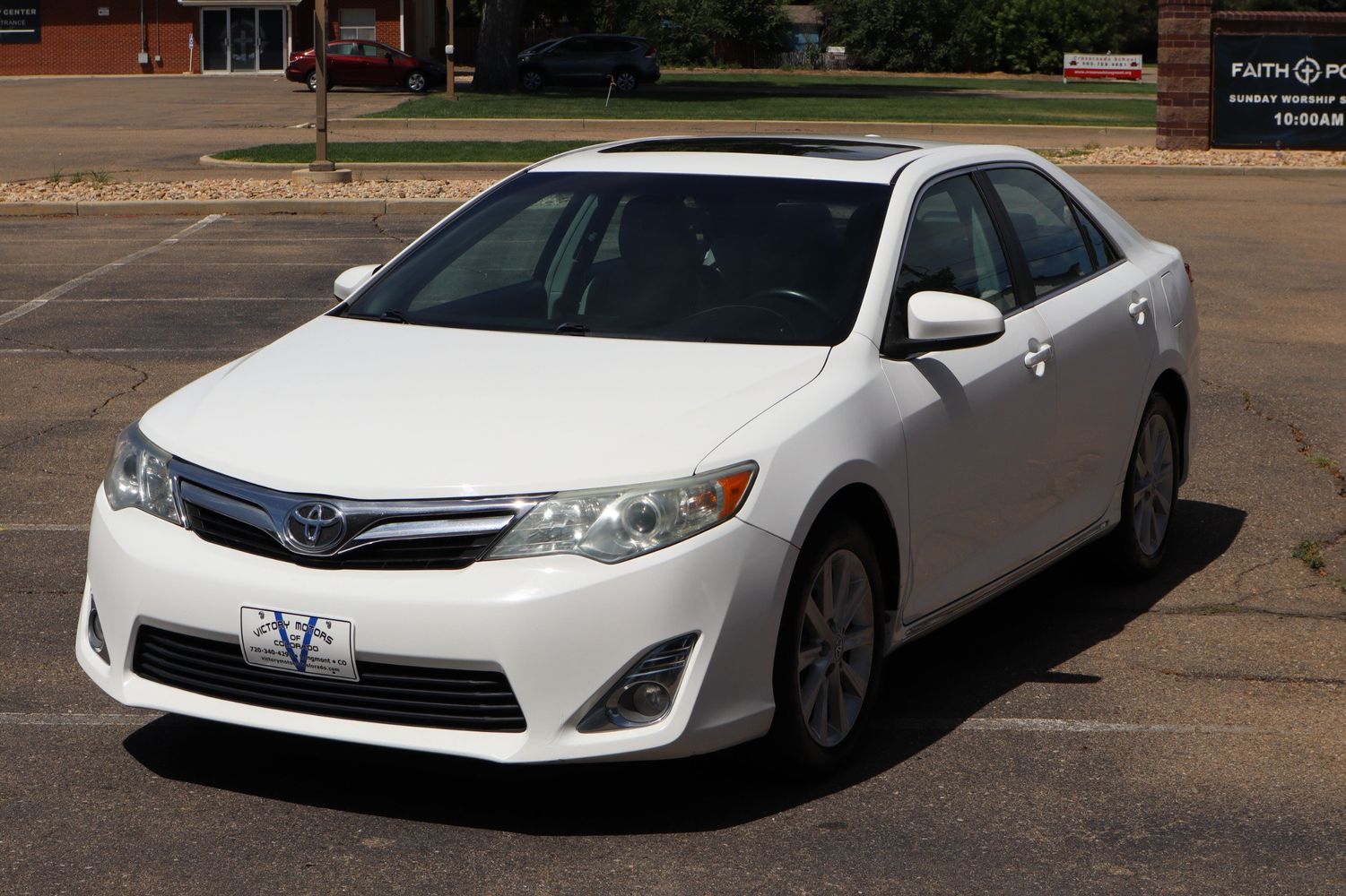 2013 Toyota Camry XLE | Victory Motors of Colorado