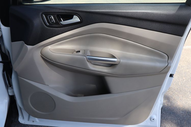 2018 Ford Escape SEL | Victory Motors of Colorado