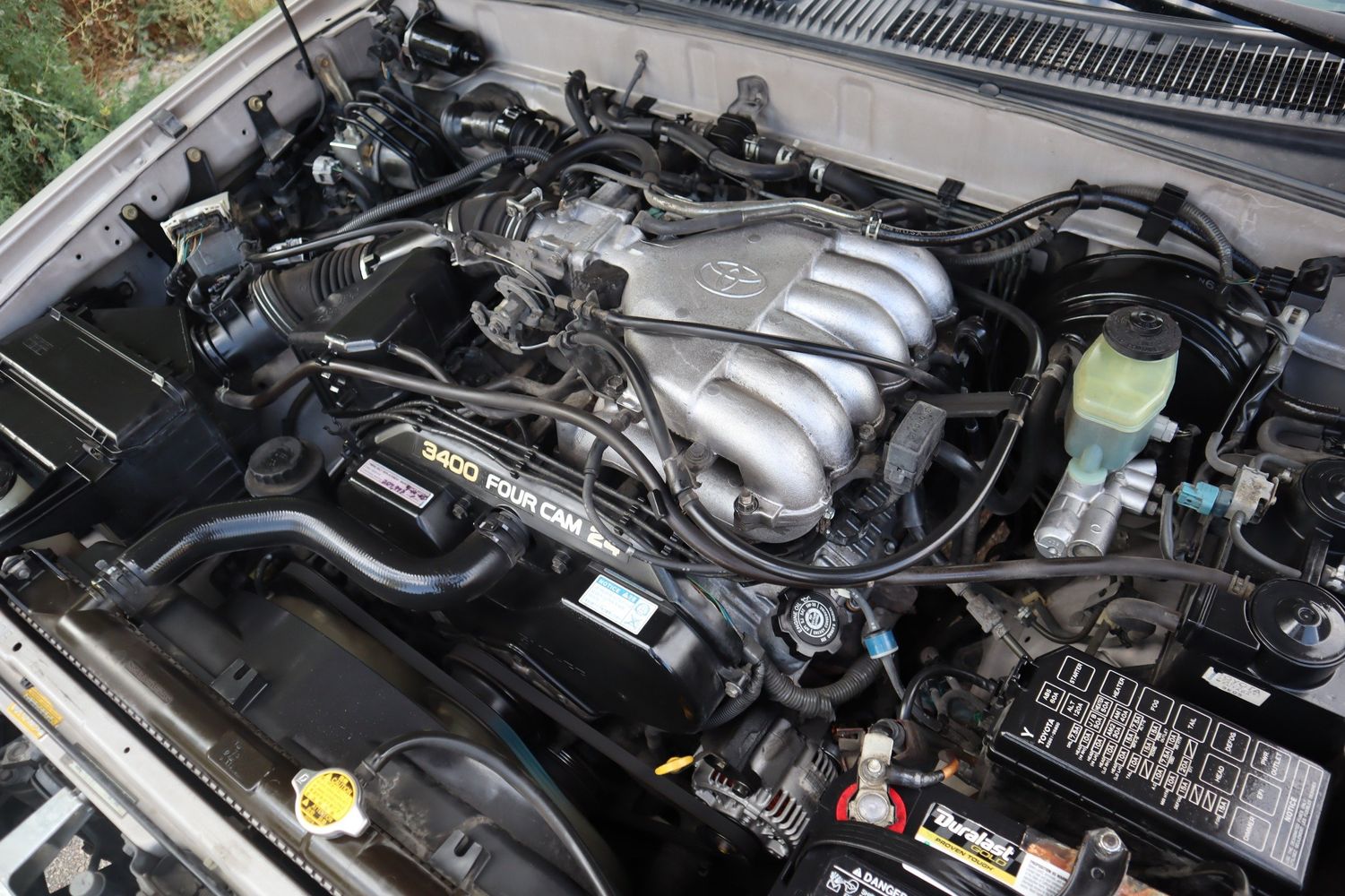 2000 Toyota 4Runner Limited | Victory Motors of Colorado