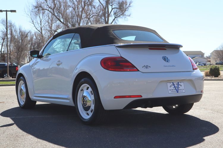 2015 Volkswagen Beetle Convertible 1.8T Classic PZEV | Victory Motors ...