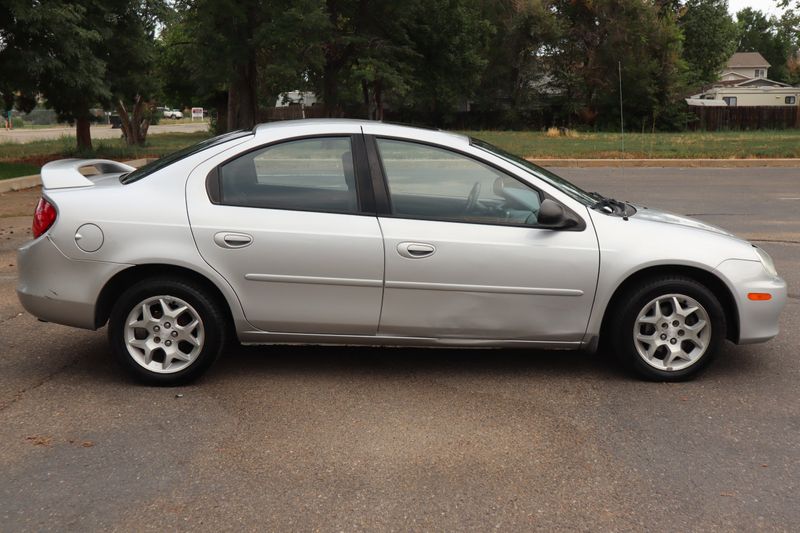 2002 Dodge Neon Photos