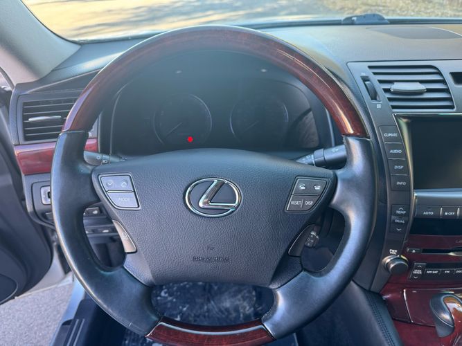 2009 Lexus LS 460 | Victory Motors of Colorado