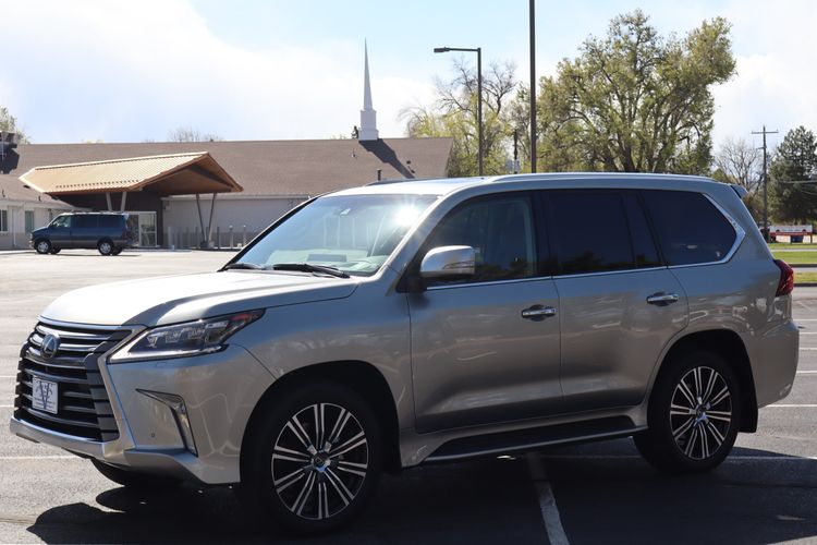2021 Lexus LX 570 Three-Row | Victory Motors of Colorado