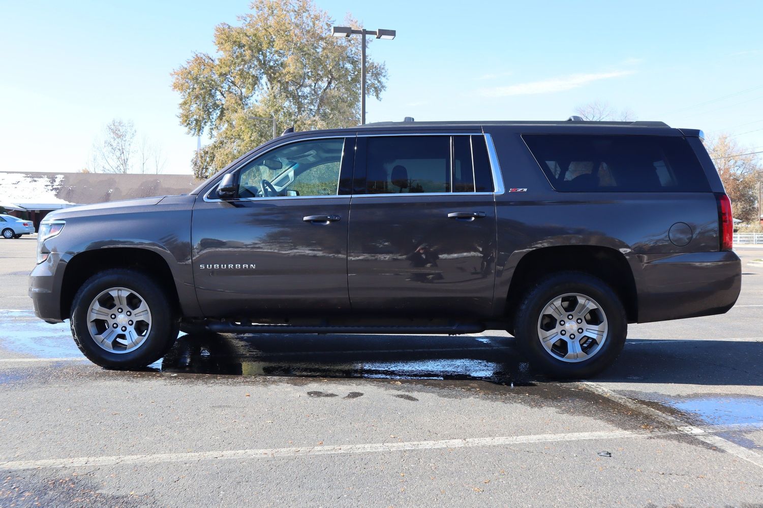 2017 Chevrolet Suburban LT 1500 | Victory Motors of Colorado