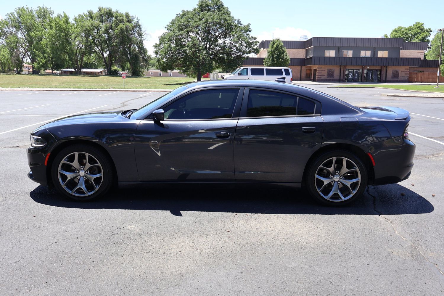 2016 Dodge Charger SXT | Victory Motors of Colorado