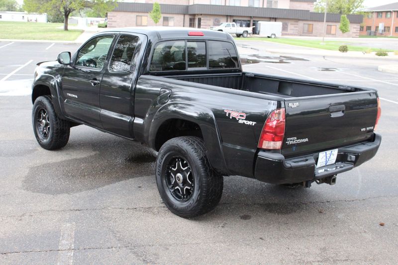 2005 Toyota Tacoma Photos