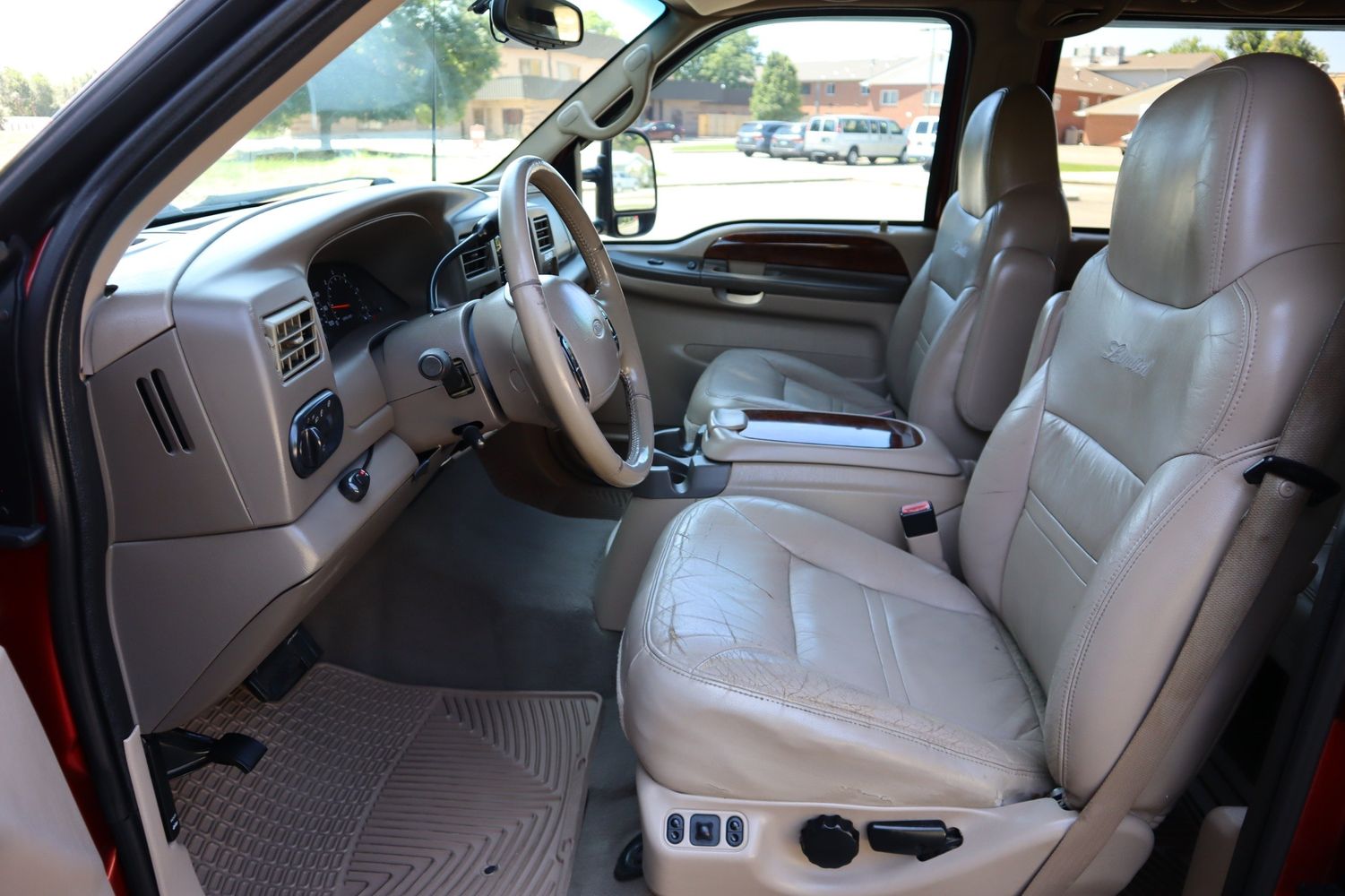 2001 Ford Excursion Limited | Victory Motors of Colorado