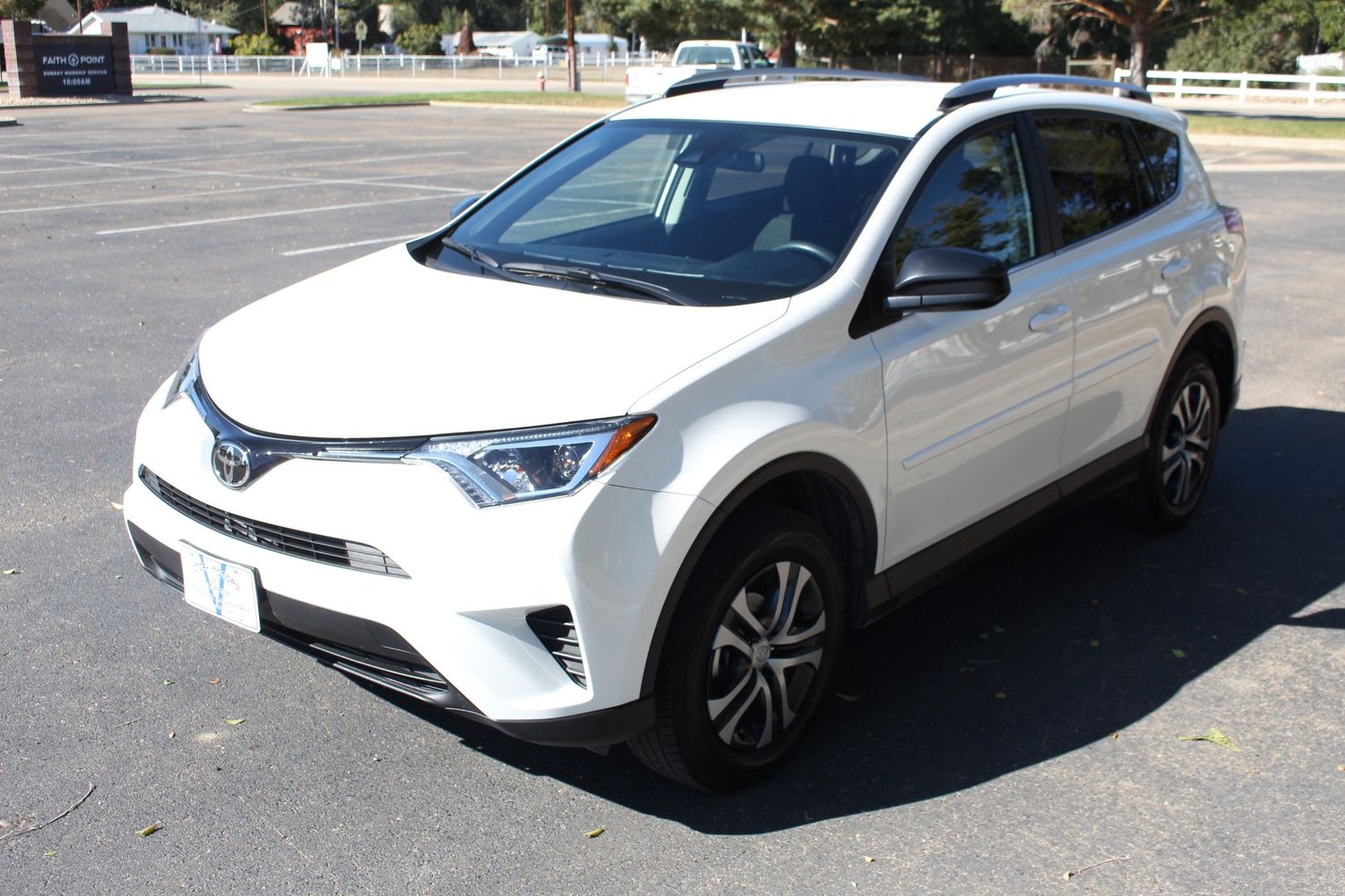 2017 Toyota RAV4 LE | Victory Motors of Colorado