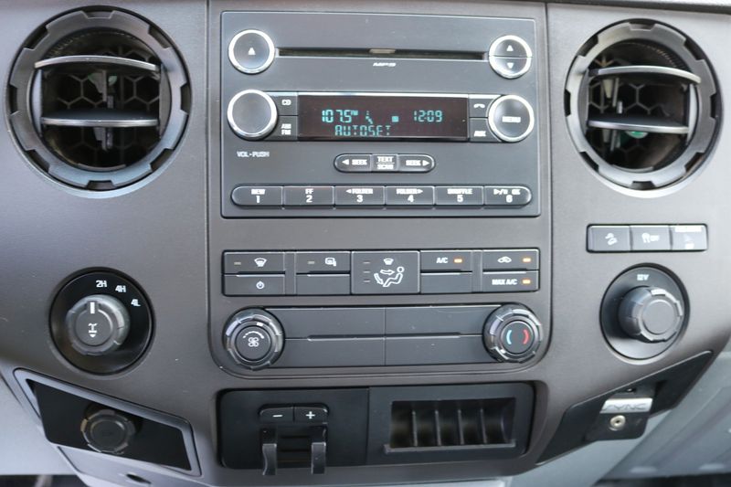 2015 Ford F-250 Super Duty Photos