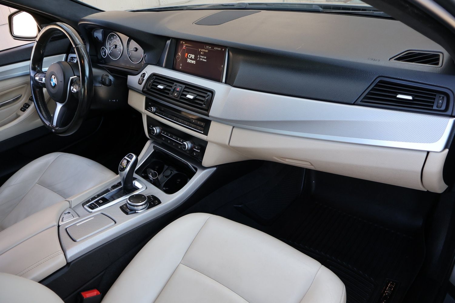 2016 BMW 5 Series 528i xDrive | Victory Motors of Colorado