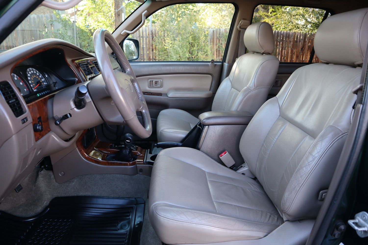 2000 Toyota 4Runner Limited | Victory Motors of Colorado