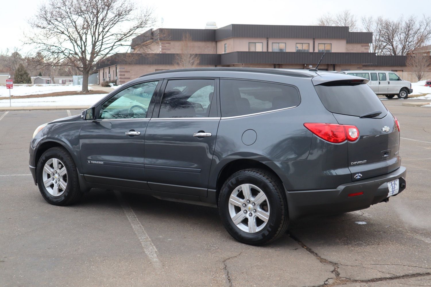 2009 Chevrolet Traverse LT | Victory Motors of Colorado