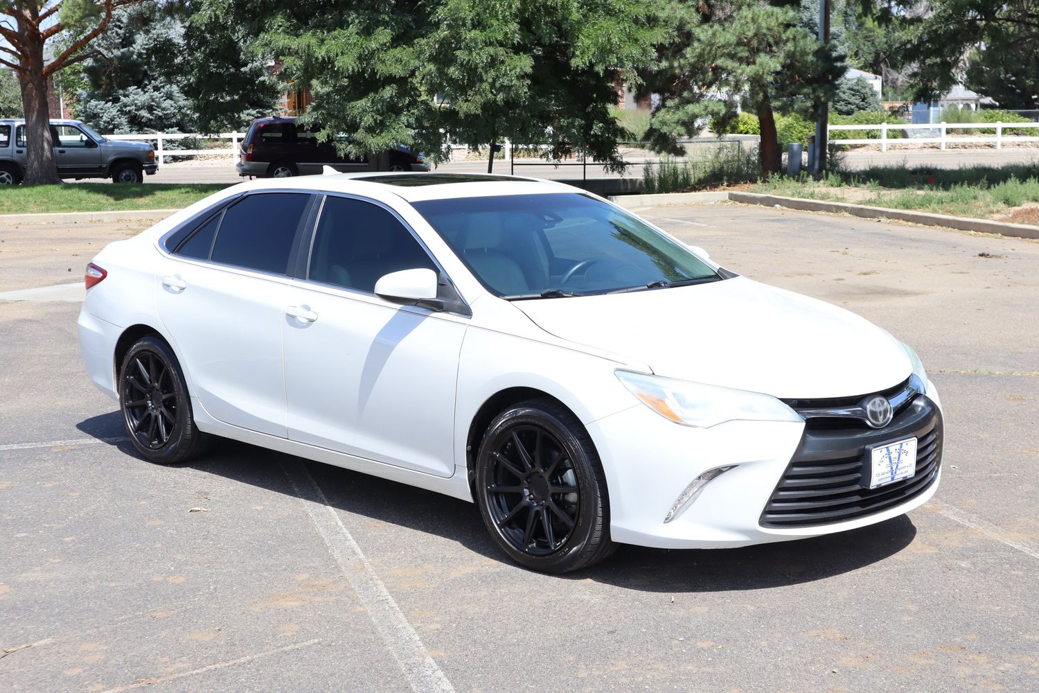 2015 Toyota Camry XLE V6 | Victory Motors of Colorado