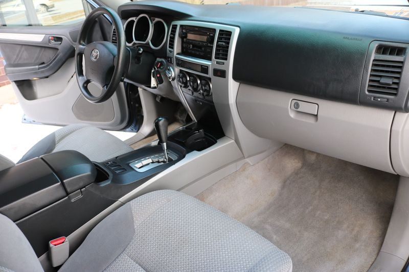 2004 Toyota 4Runner Photos